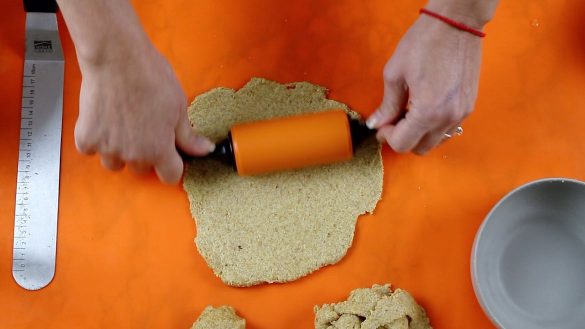 Easy Keto Flaxseed Wraps Recipe - Flatbread Low Carb No Carb