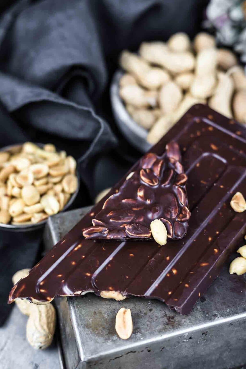 Sugar Free Chocolate Bark Recipe - Low Carb No Carb