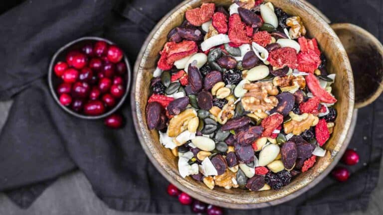 Keto Trail Mix Recipe - Low Carb No Carb