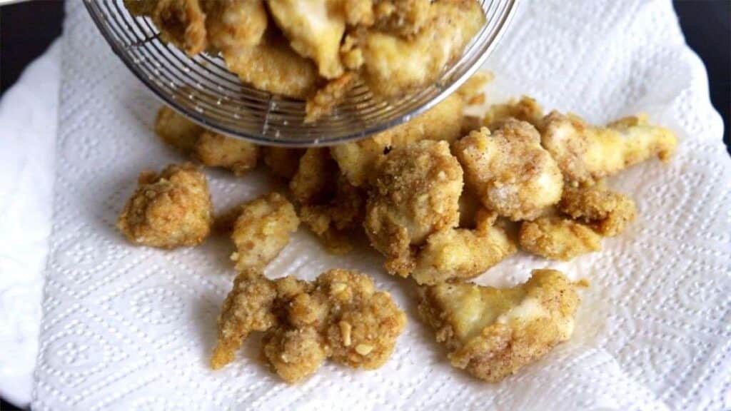Crispy Keto Popcorn Chicken Recipe - Low Carb No Carb