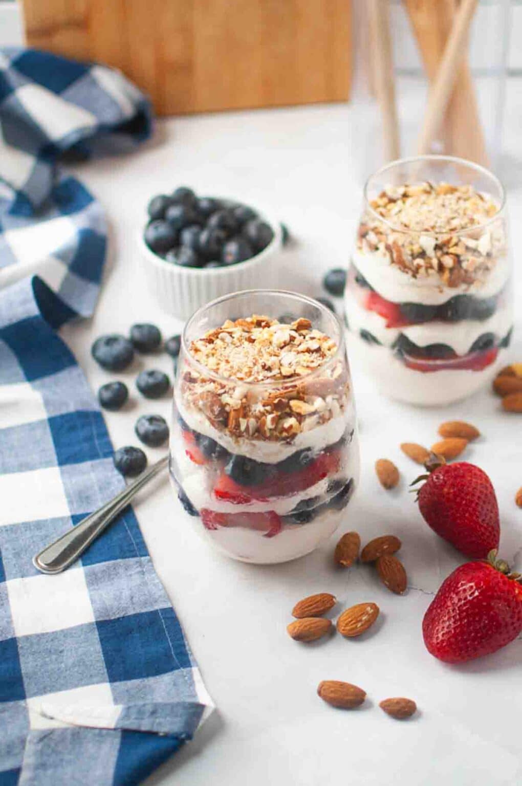 Low Carb Berry Cream Dessert Cups - Low Carb No Carb
